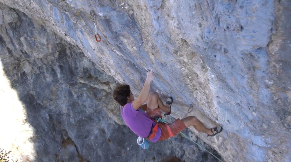 Vidéo escalade: Baptiste Dherbilly dans "Salamandre" (9a+?) - Grimpisme
